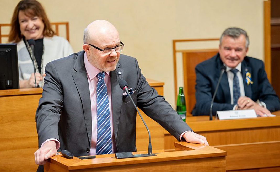 Výběrová řízení na ambulantní poskytovatele mají být zrušena. Novelu ...