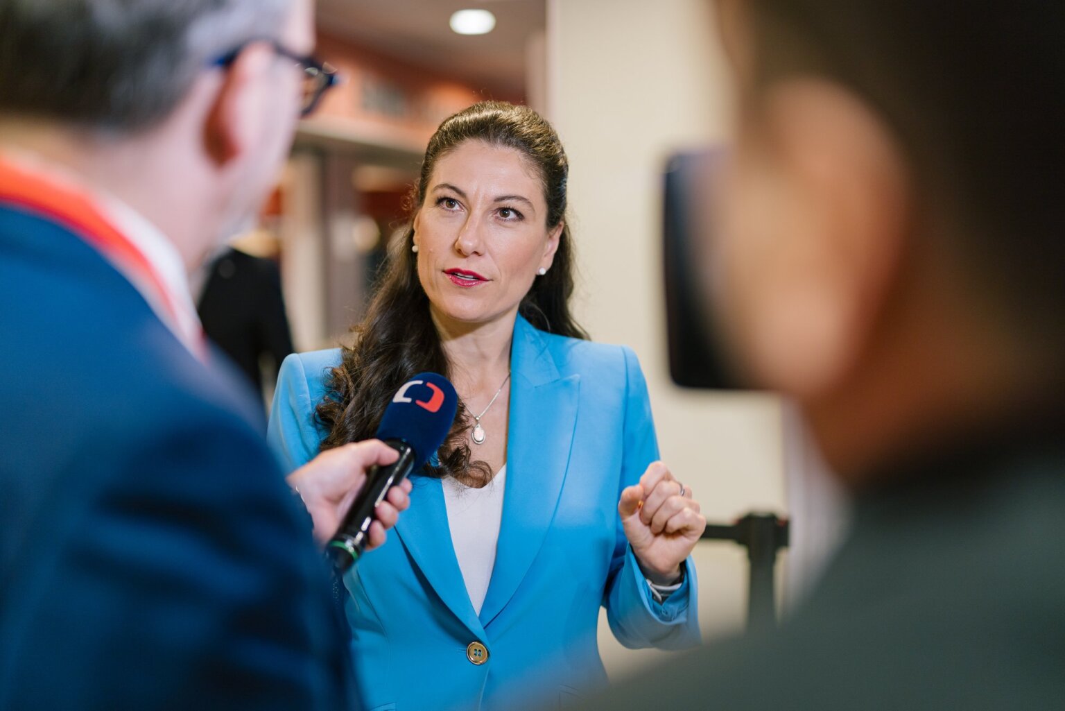 Ministři se vrací. Decroix aktualizuje bitcoinovou časovou osu - Česká ...